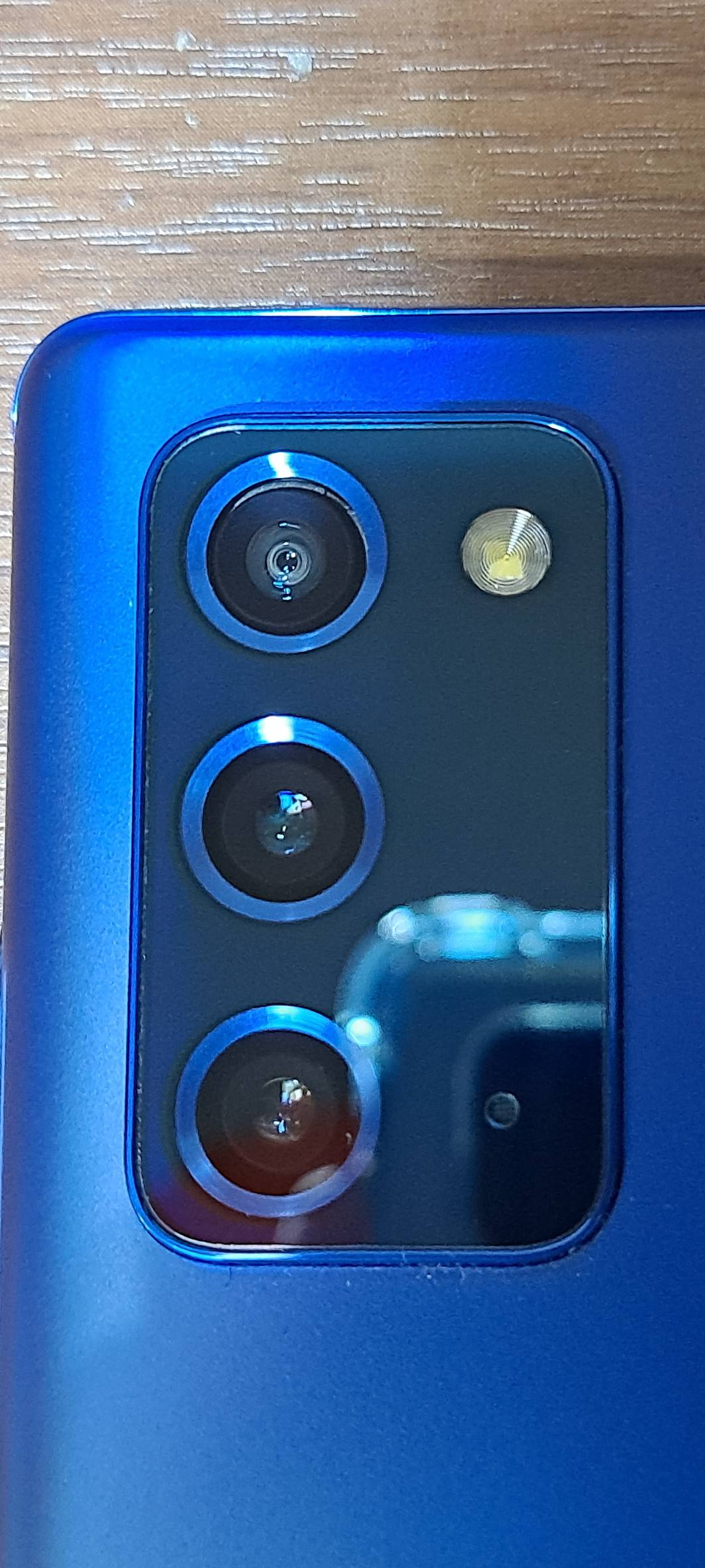 갤럭시 노트20 카메라 위치 - Samsung Members