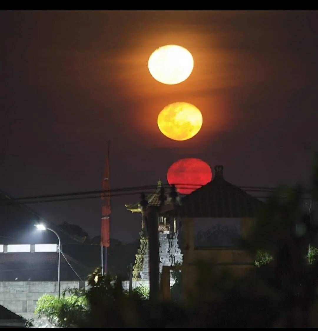 Warna bulan waktu gerhana bulan. - Samsung Members