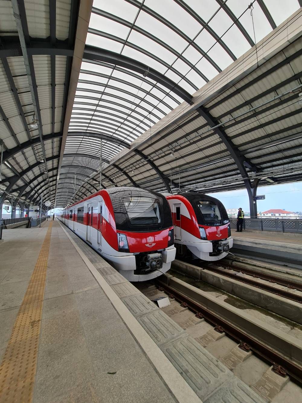 ~RED LINE~ รถไฟฟ้สายสีแดง รังสิต-บางซื่อ 🚈🚉🍃 - Samsung Members