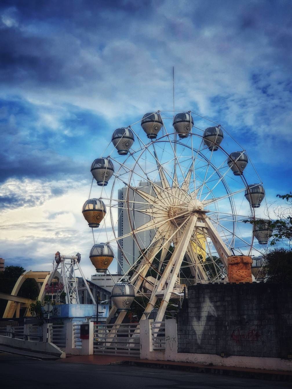 MCO 601 Days . Melaka ... - Samsung Members