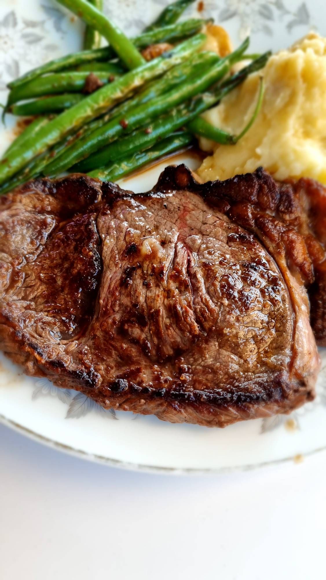 How you like your Steak cooked? - Samsung Members