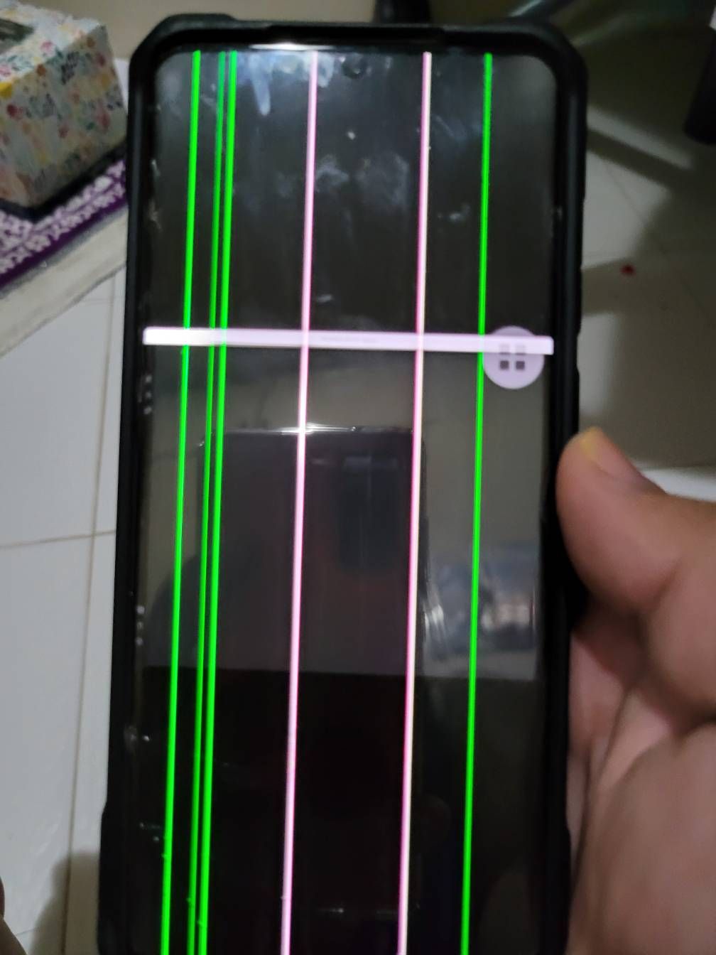 Green vertical line Appearing on Screen (SG 🇸🇬) - Samsung Members