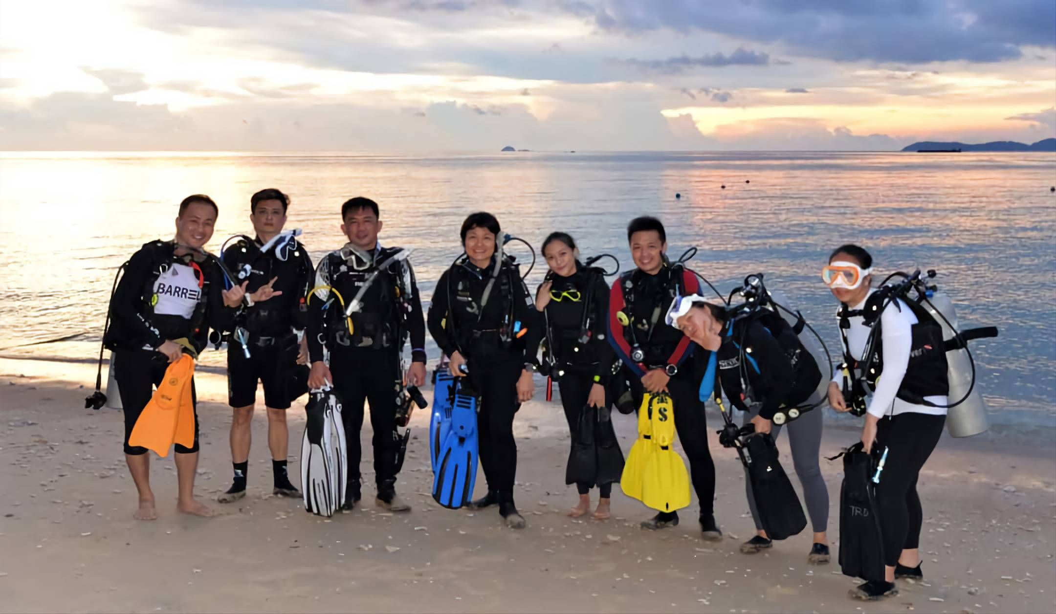 Shots before night dive - Samsung Members