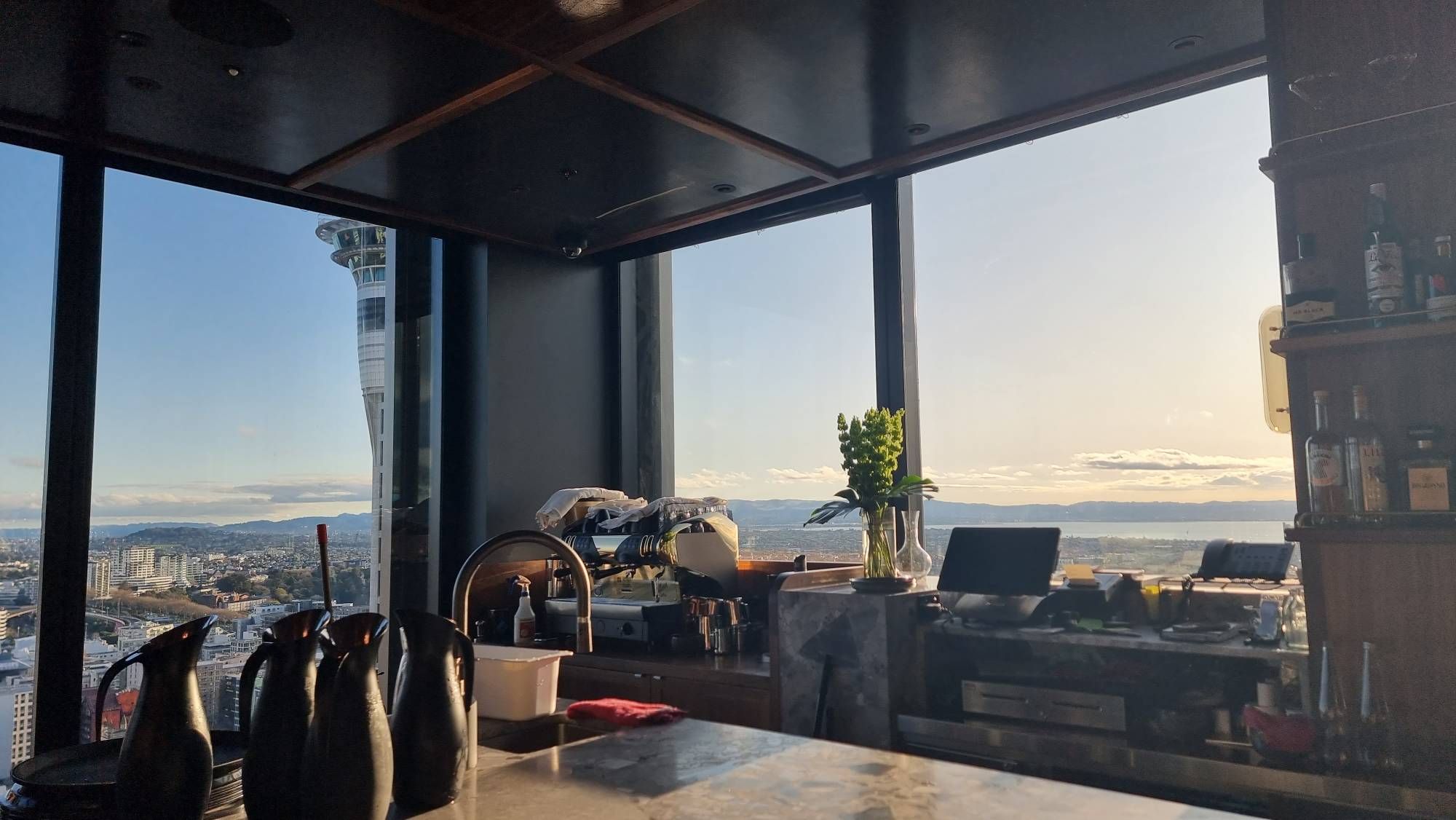 The highest roof top bar in Auckland - Samsung Members