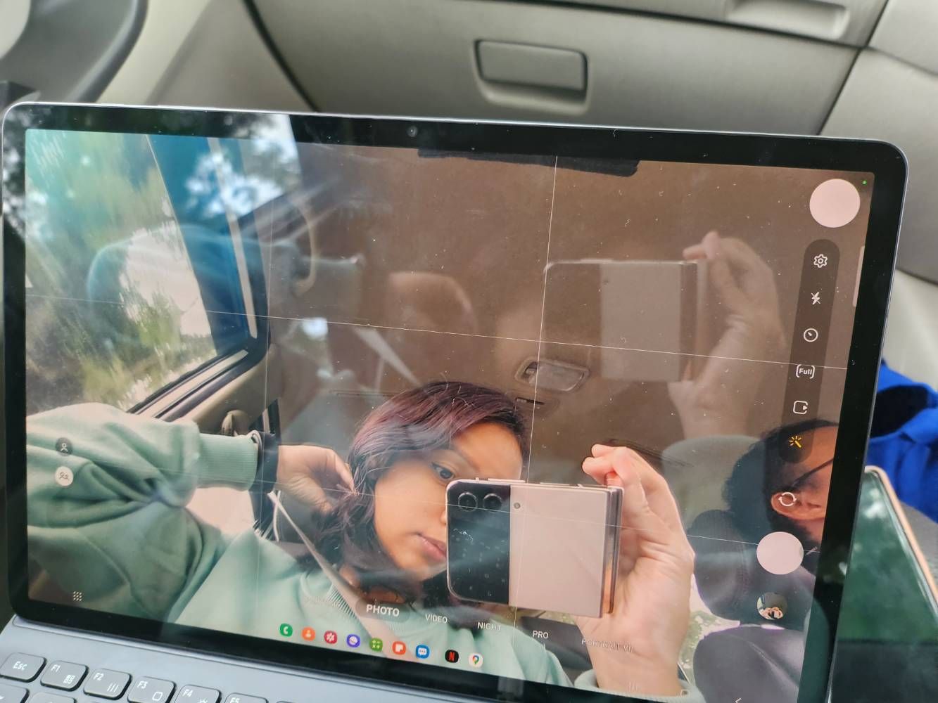 Hello, Z Flip4! ️🤍 - Samsung Members