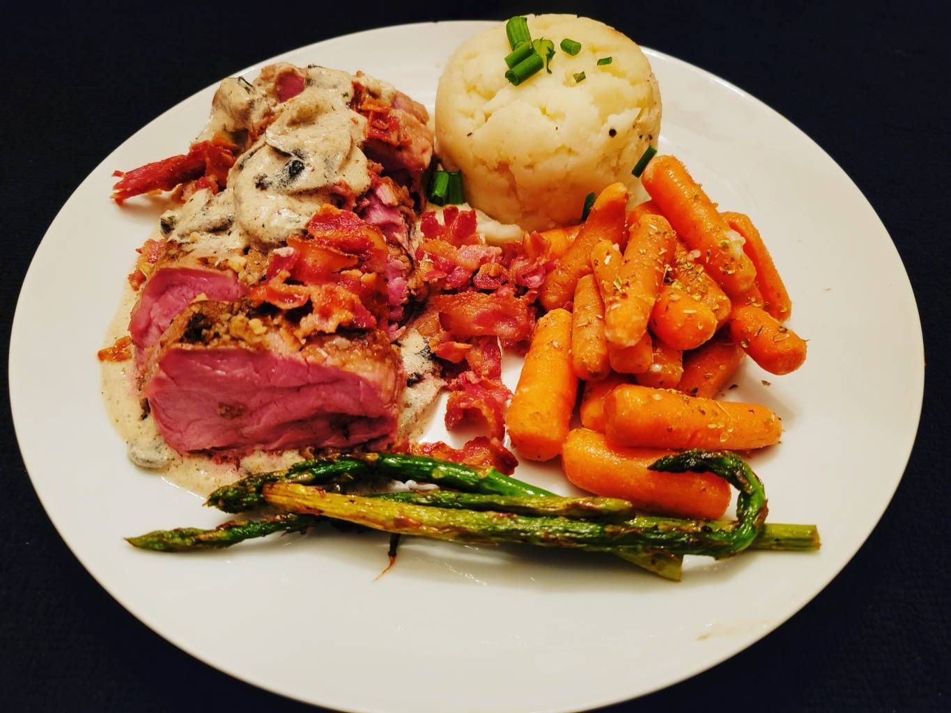 Filet de porc cuisson sous vide avec asperges, pat... - Samsung Members