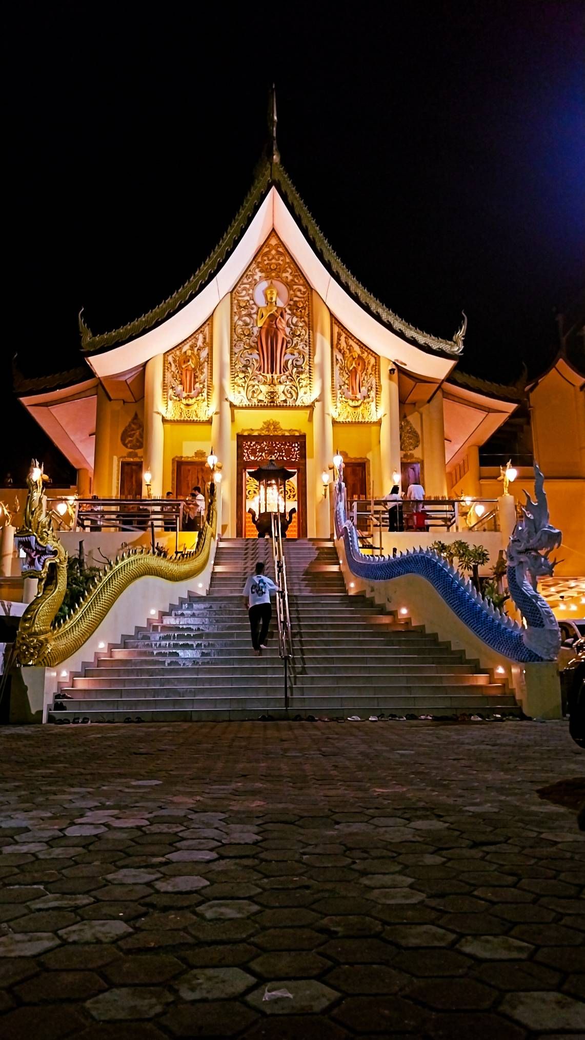 Vihara Hemadhiro Mettavati - Samsung Members