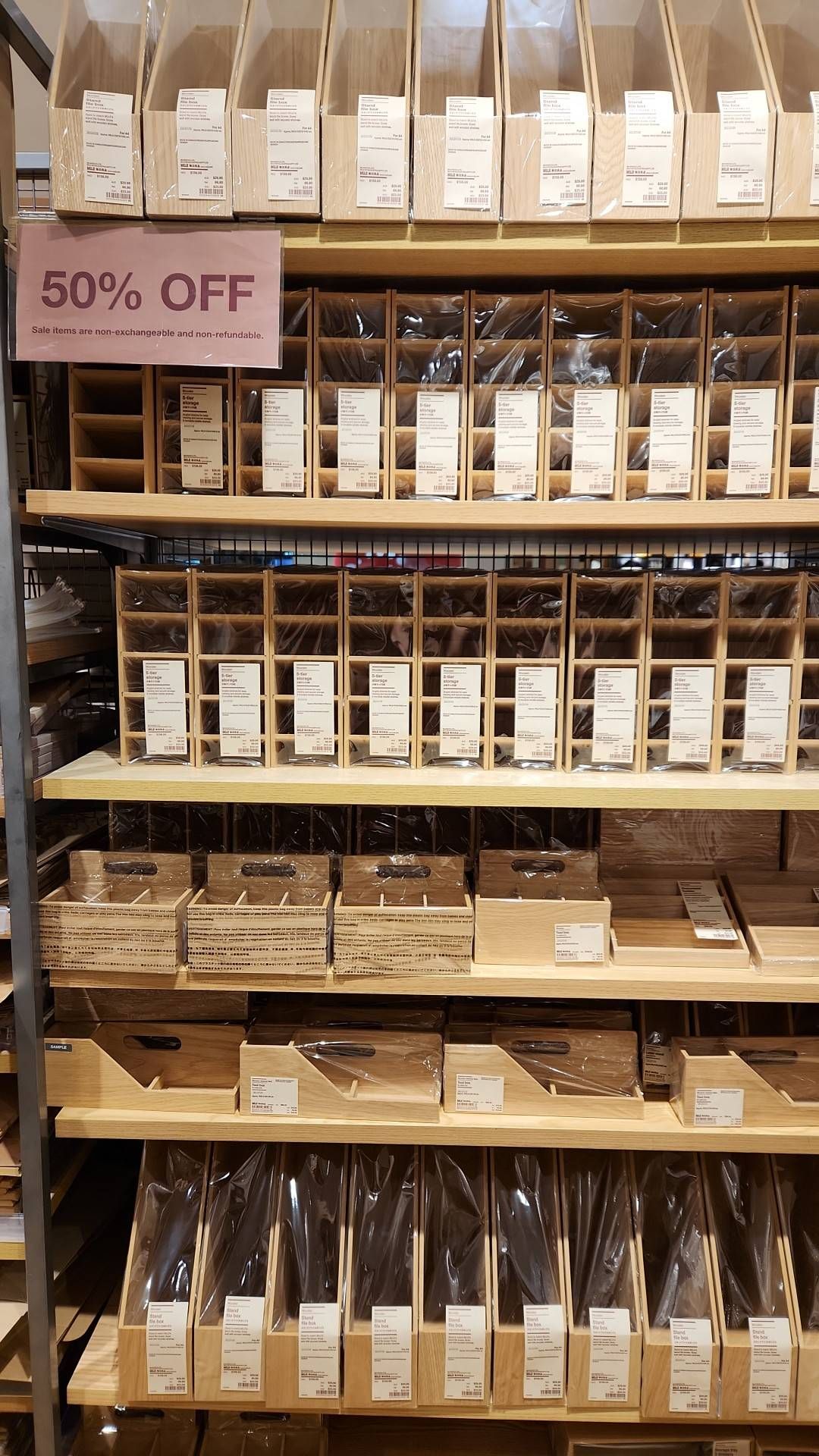 What sets the heart of a typical Singaporean aflut... - Samsung Members