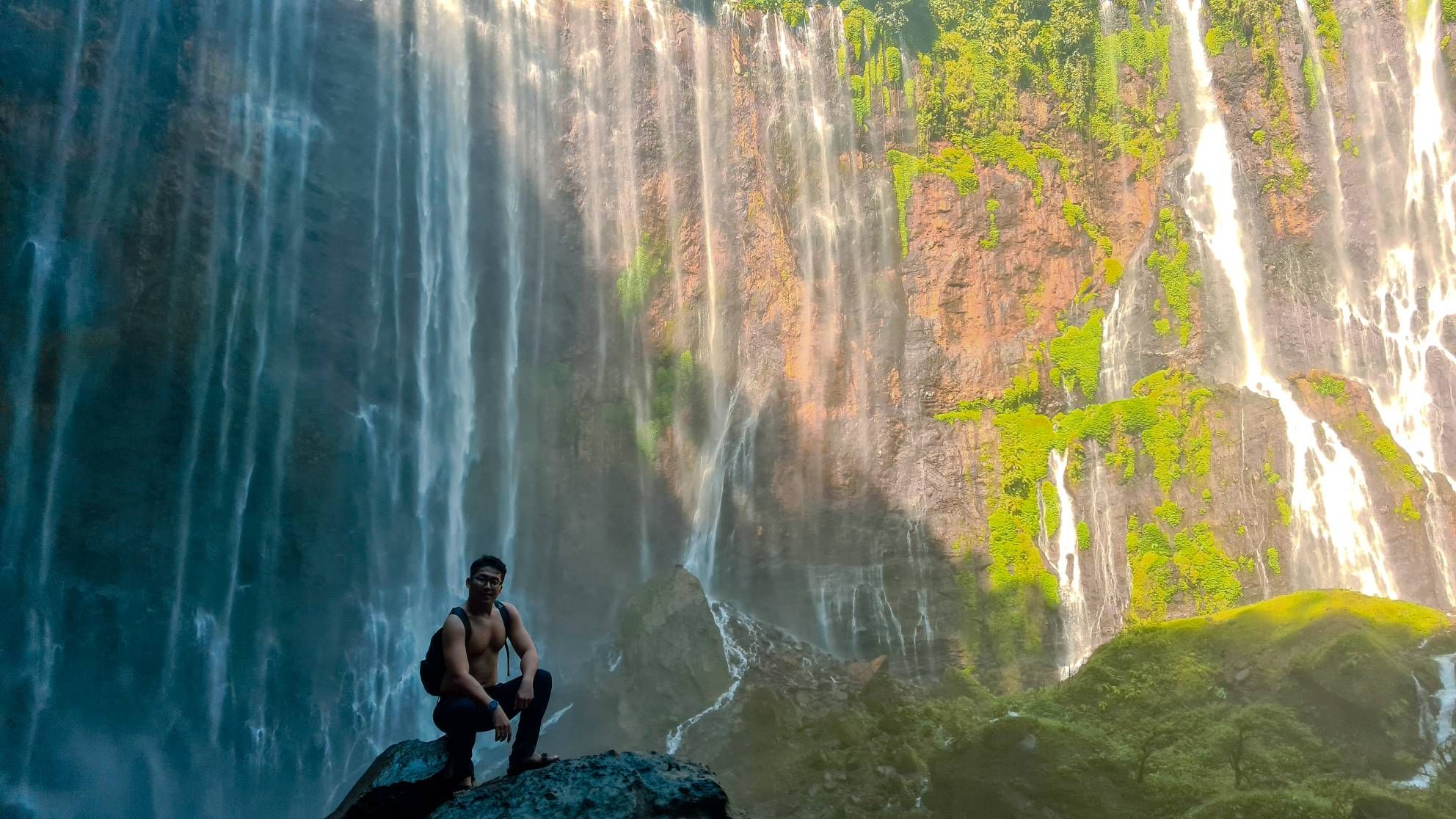 Tumpak Sewu Waterfall - Samsung Members