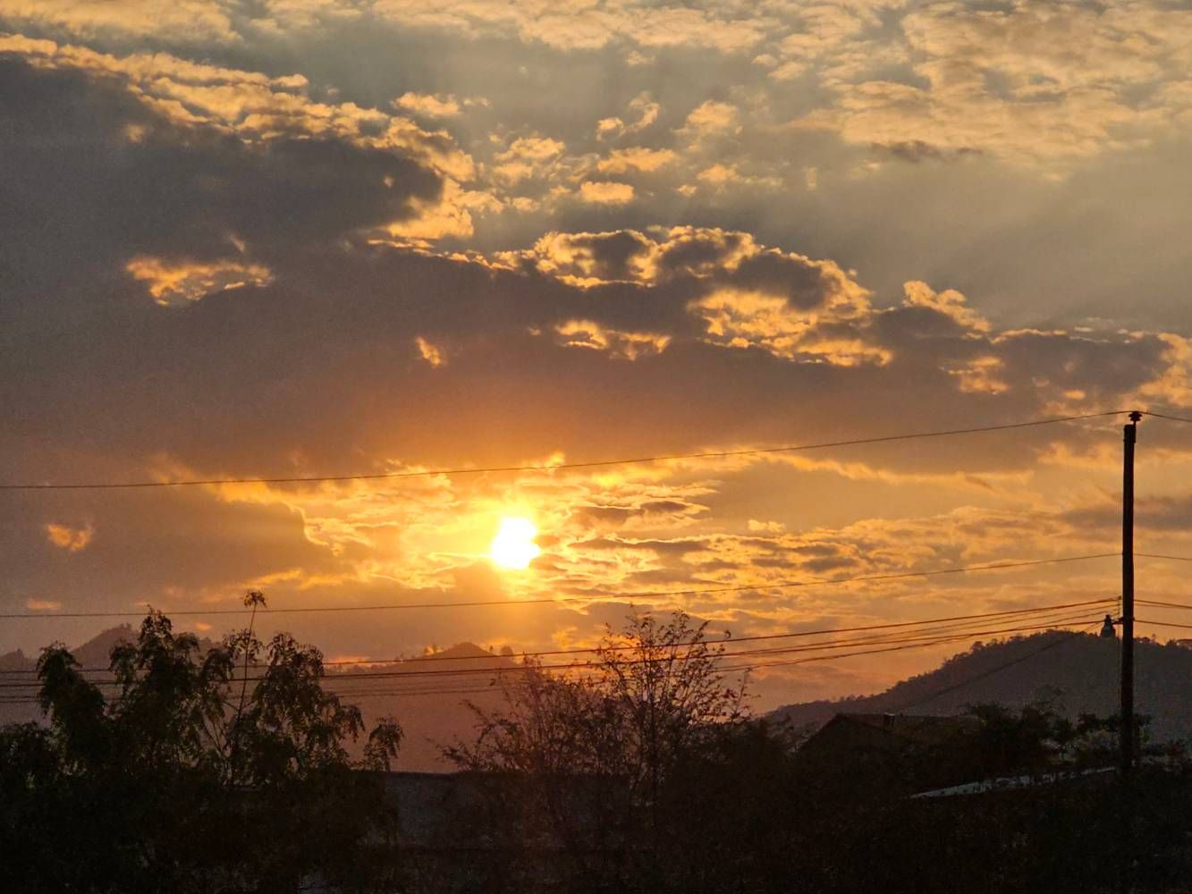 ¡Atardeceres!... Saludos desde Juticalpa, Honduras... - Samsung Members