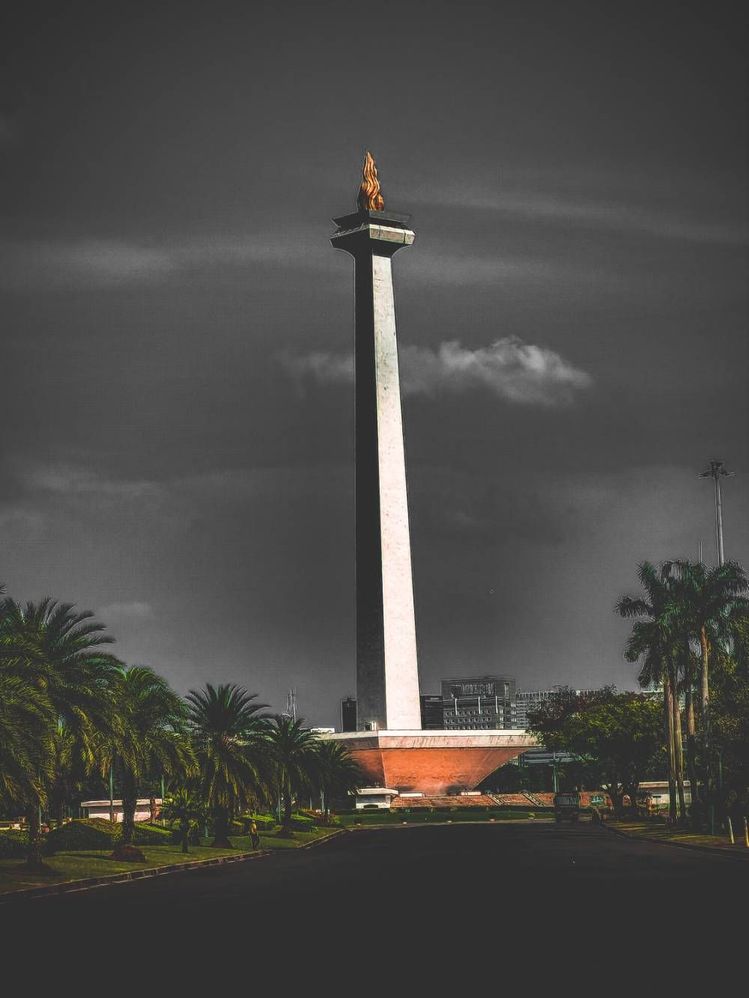 F. Silaban: Monumen Nasional (1951) - Samsung Members