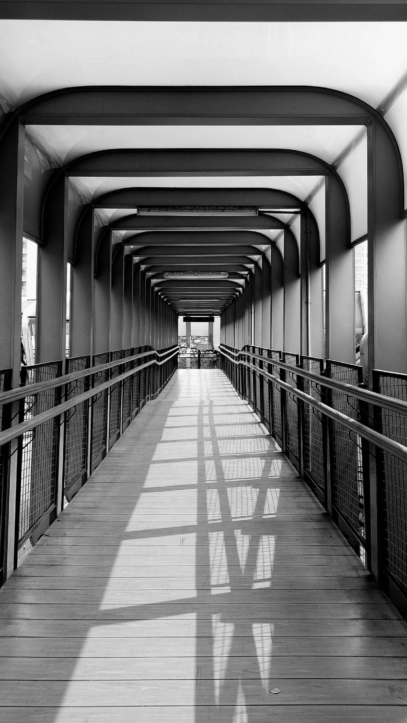 Jembatan penyeberangan - Samsung Members