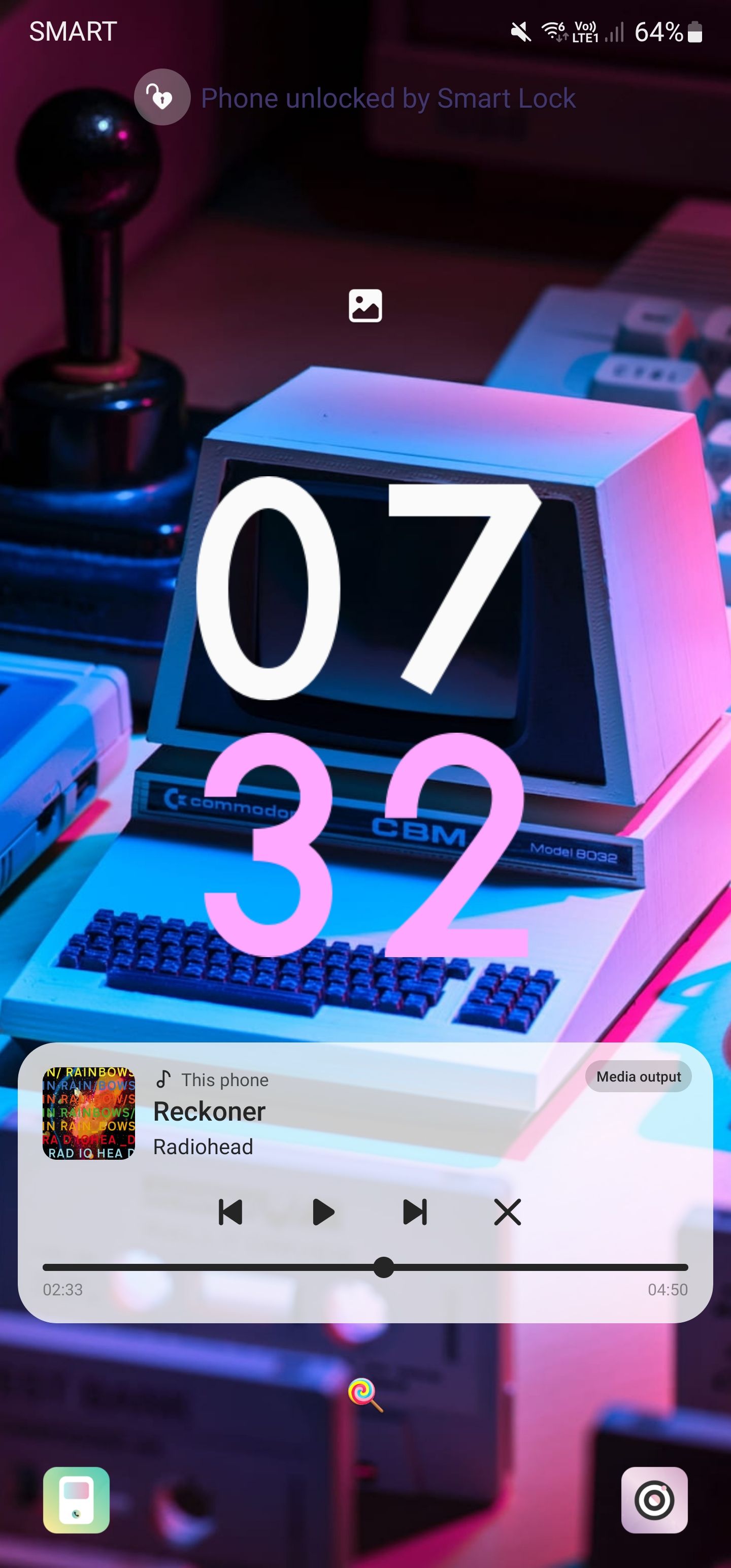 Google Pixel-inspired Lock Screen Clock (Powered b... - Samsung Members