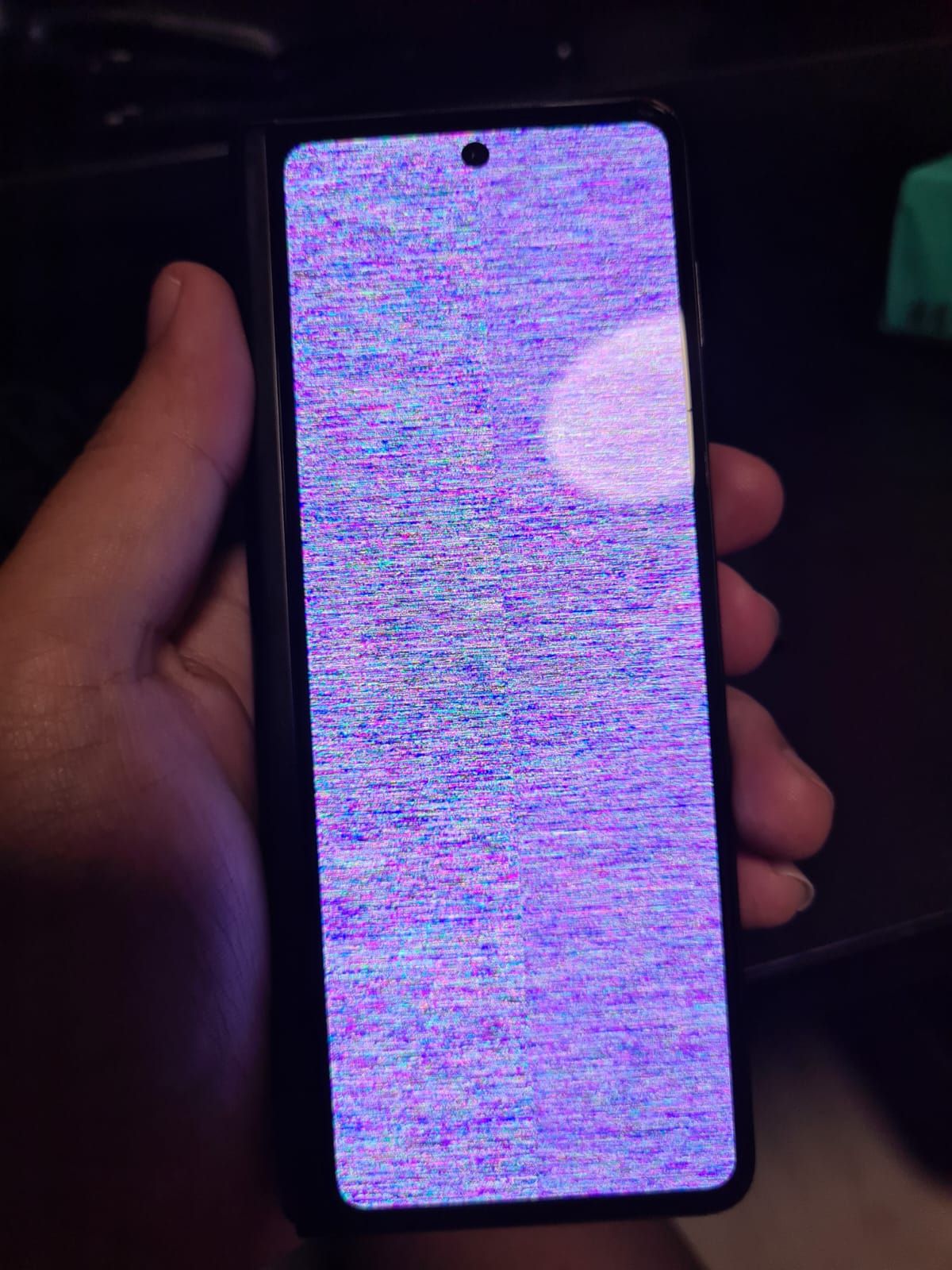 Z fold 3 pixilated screen - Samsung Members