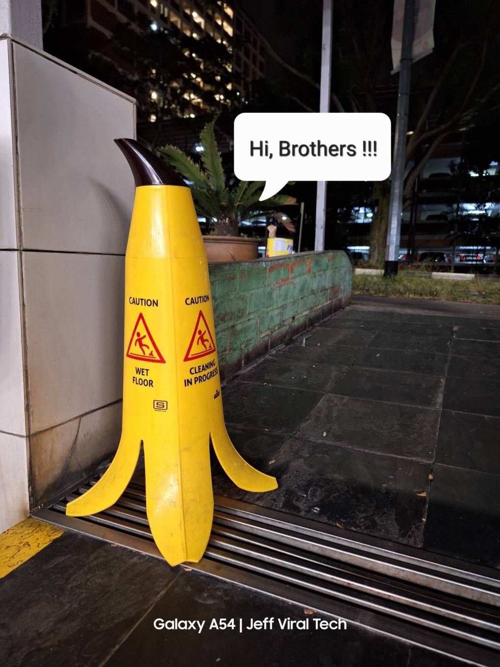 Banana 🍌 Warning ⚠️ Signage Found His Long Lost F... - Samsung Members