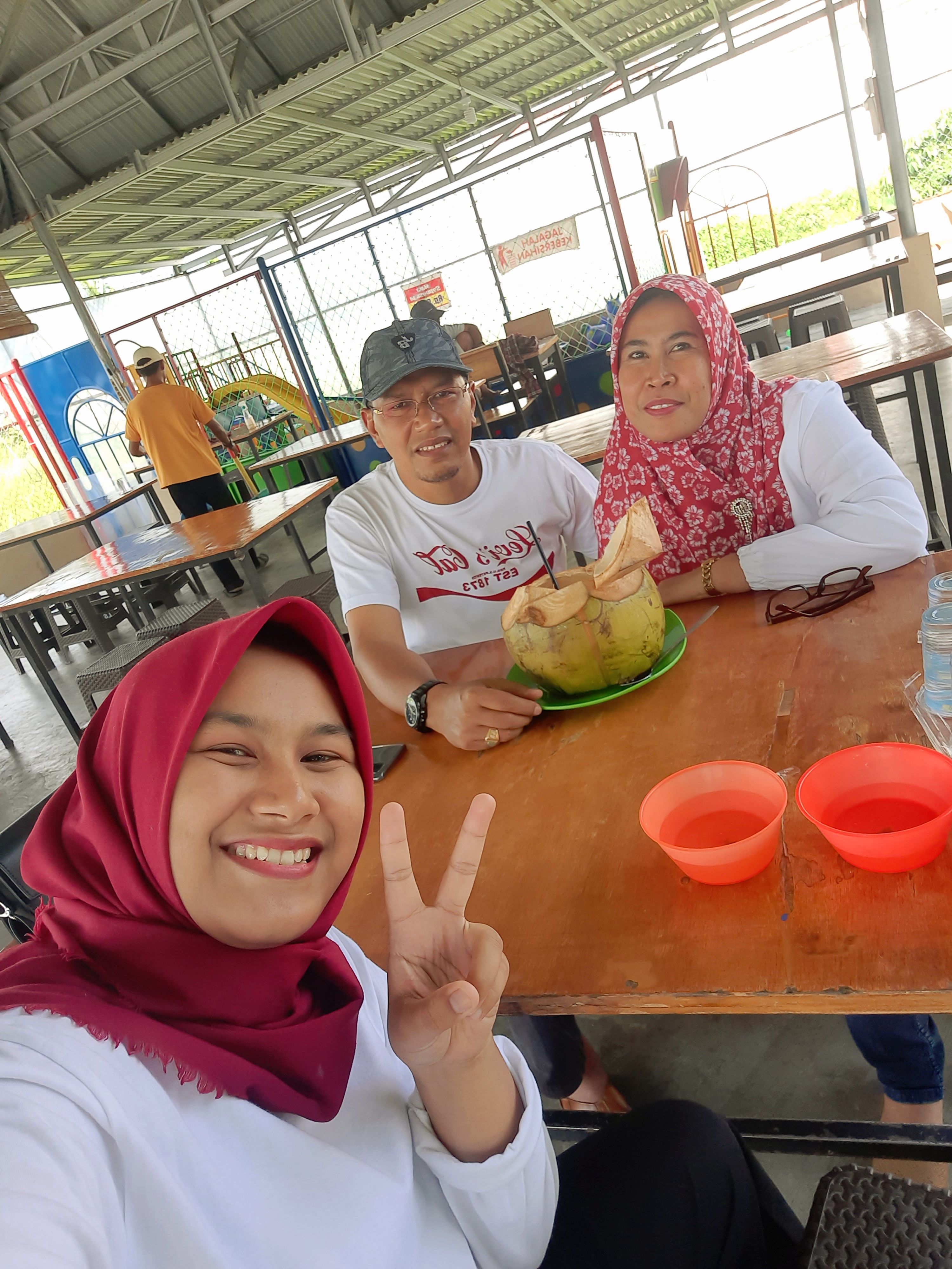 Family Time dengan outfit Merah Putih (Samsung Gal... - Samsung Members