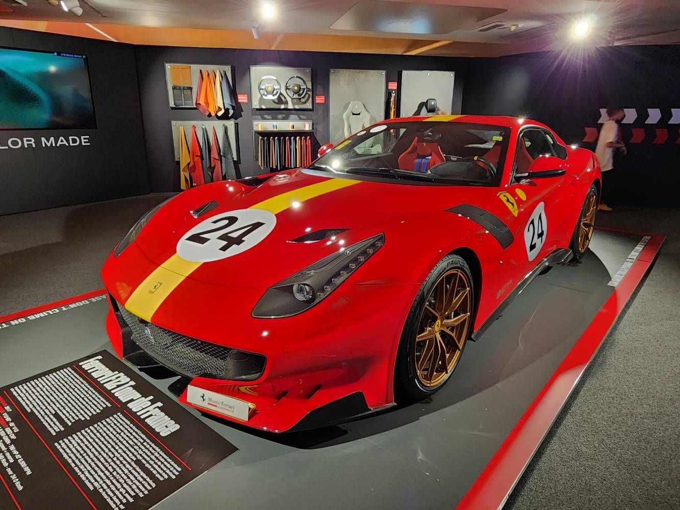 Ferrari F12 Tour de France - Samsung Members