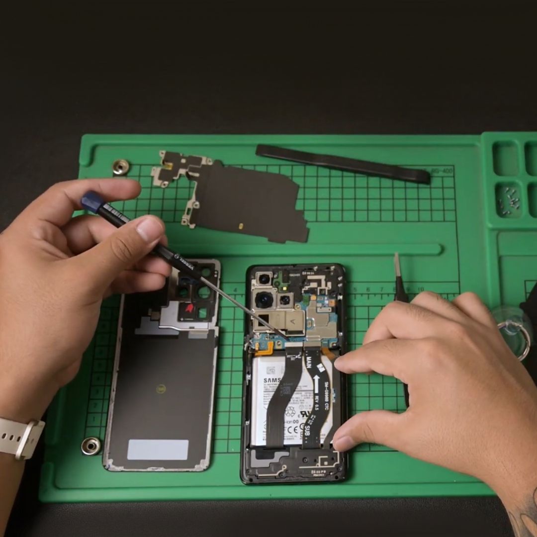 Isa Luna realiza el review del nuevo kit ‘’Repara ... - Samsung Members