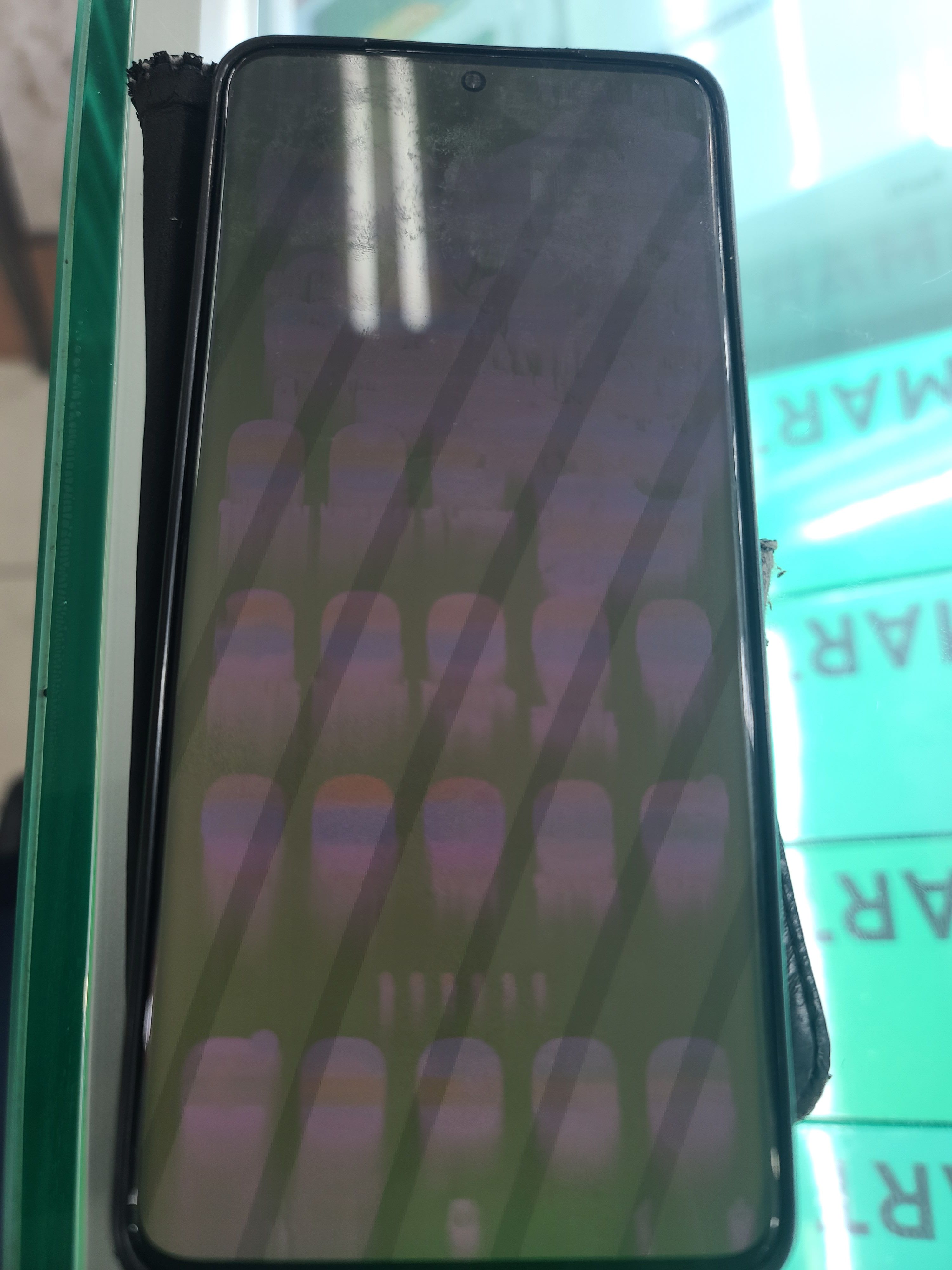 Solved: S20+ White Screen/Green Screen Problem - Samsung Members