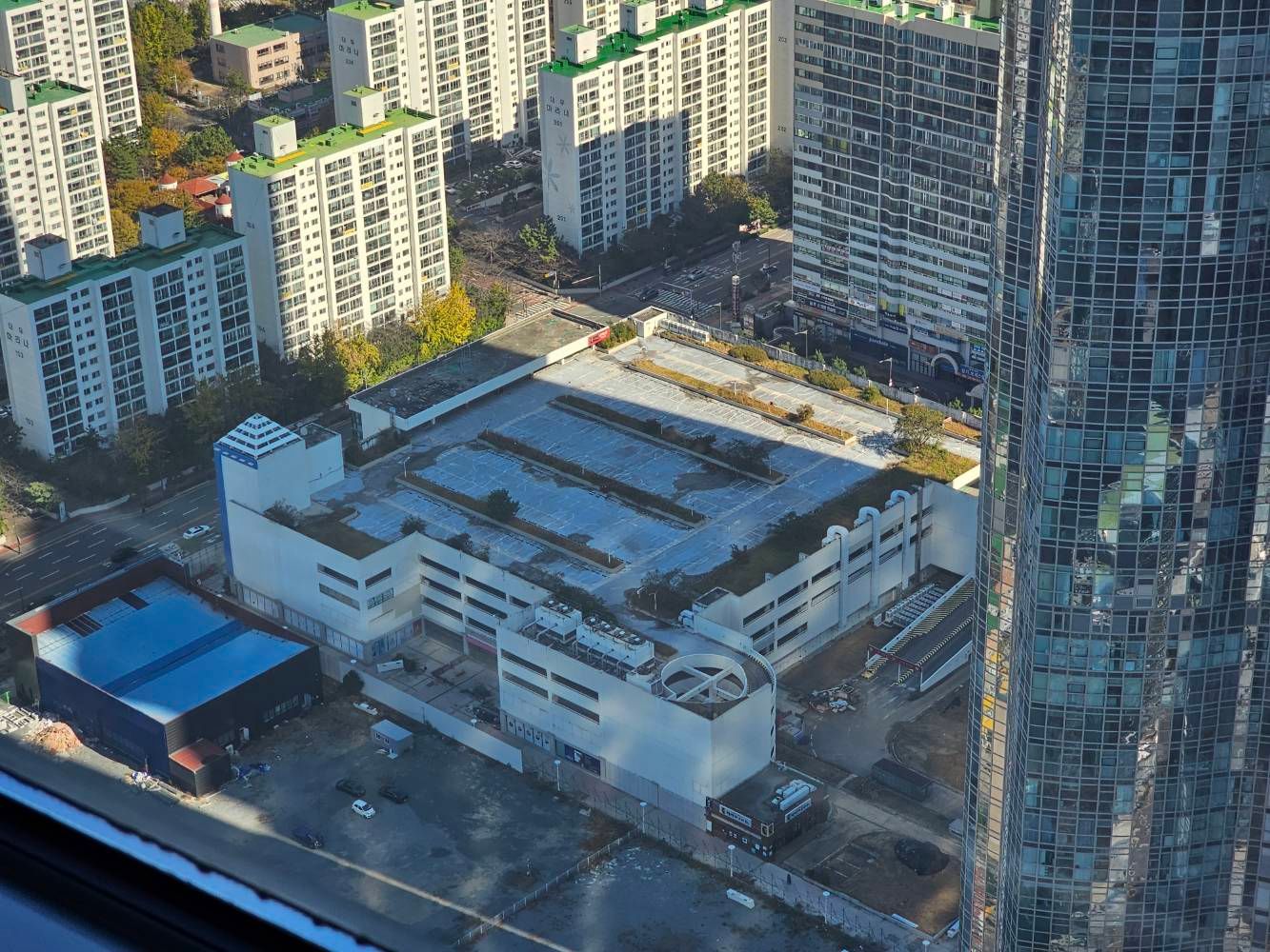 59층에서 본 철거중인 홈플러스 마린시티점 - Samsung Members