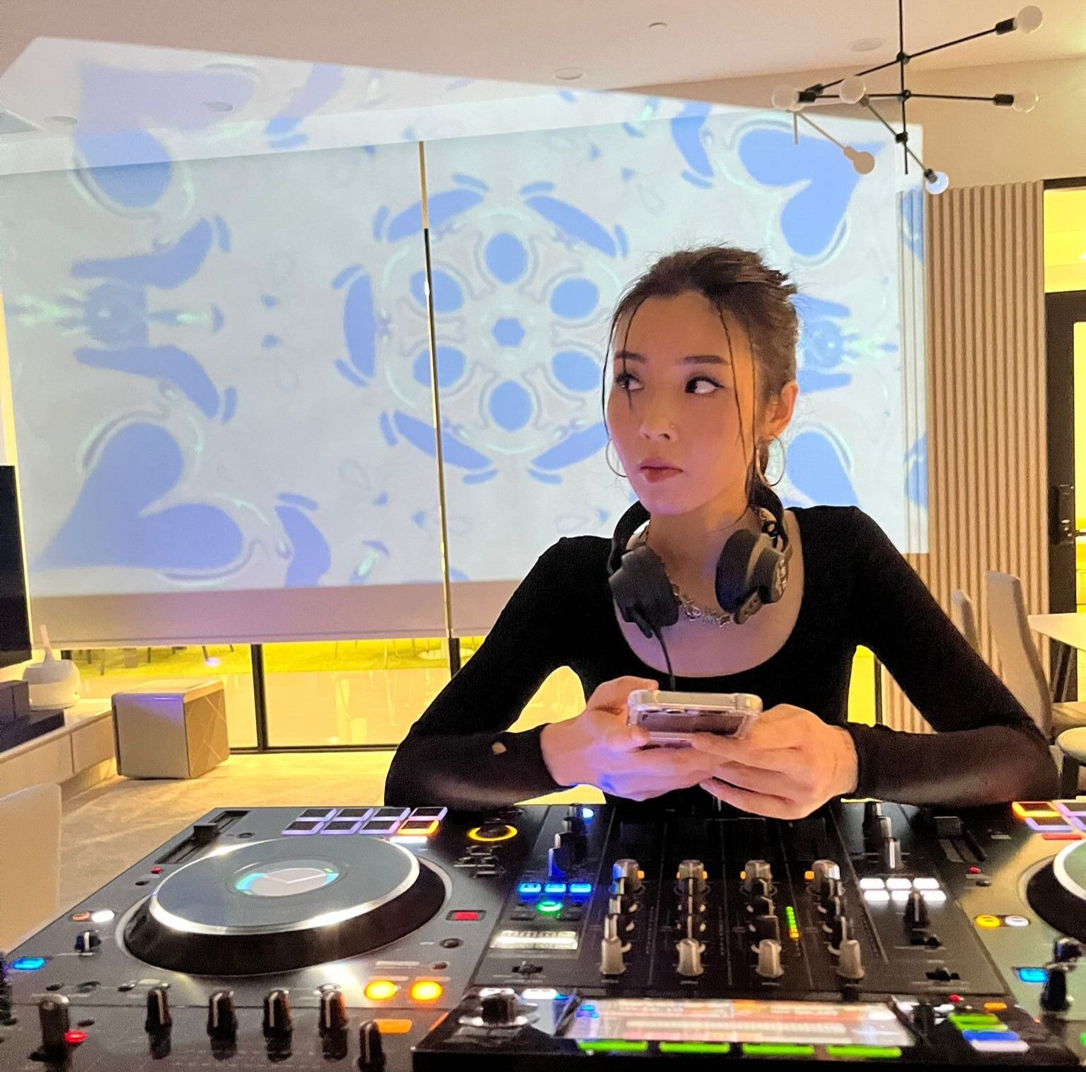 Check out DJ Chloe’s Audio Recording with Galaxy B... - Samsung Members