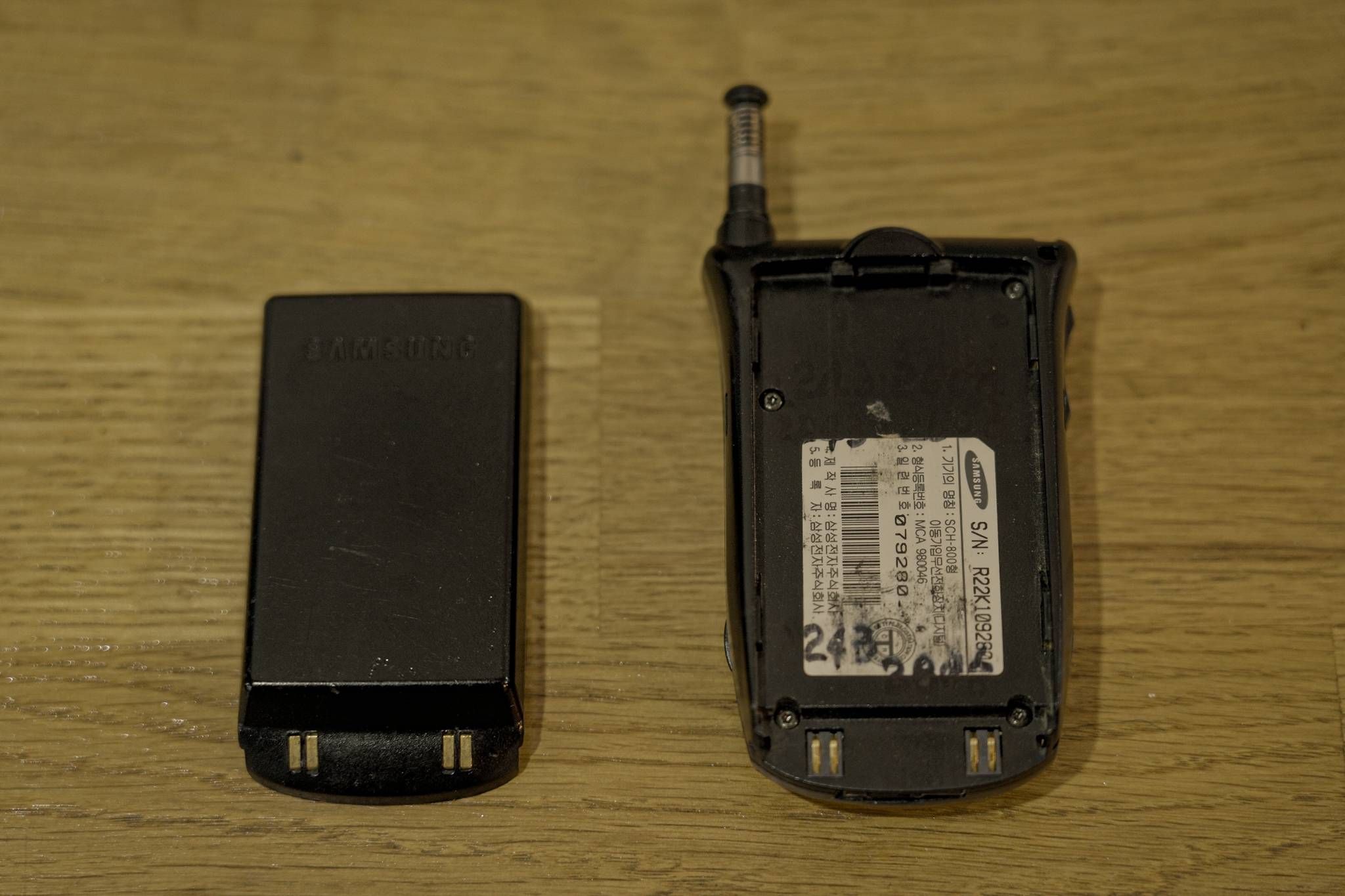 외환위기 속 힘들었던 한해 1998년 삼성 애니콜 SCH-800을 구하다.. - Samsung Members