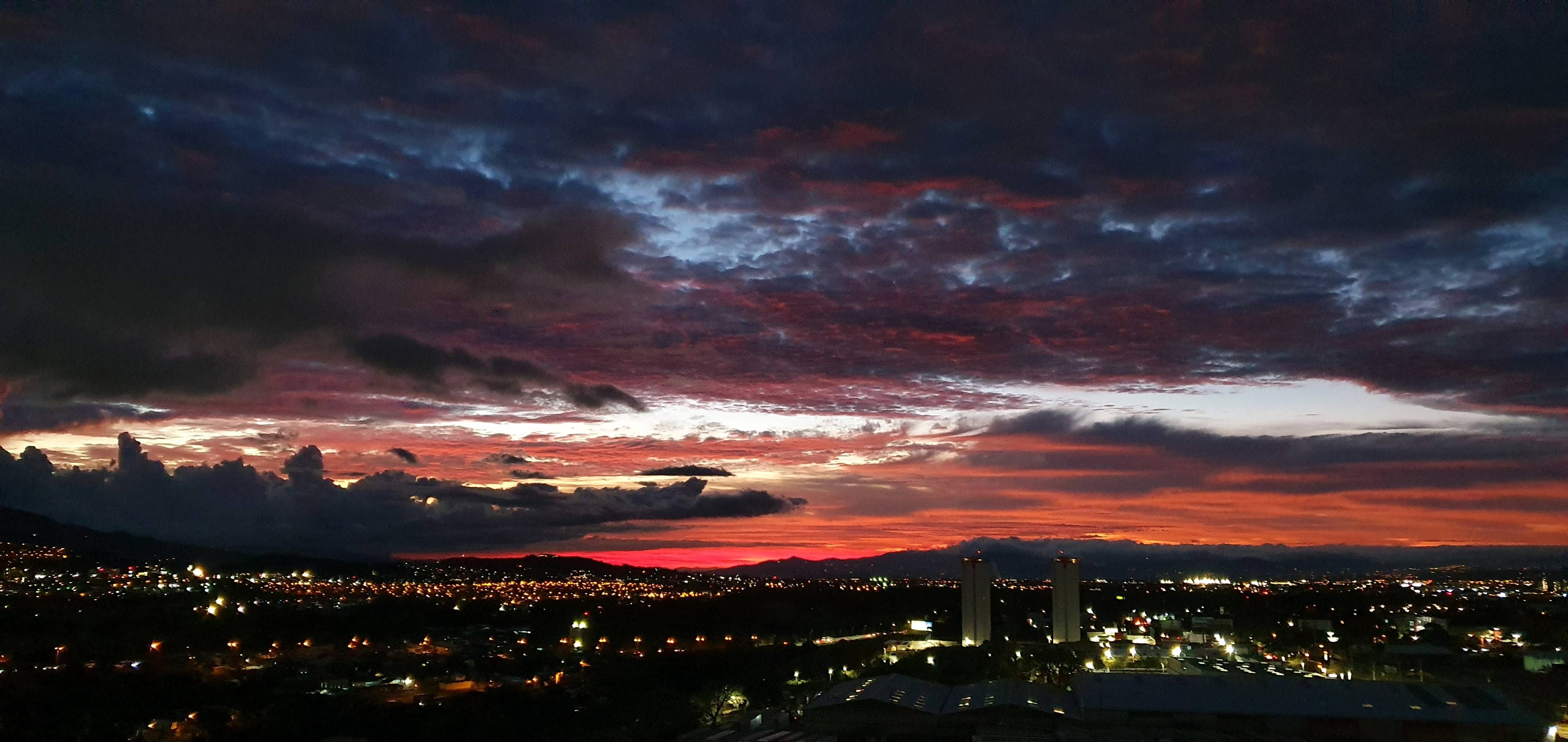 atardecer en Costa Rica Heredia - Samsung Members