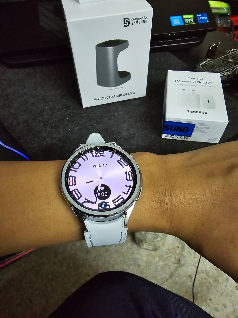 Will Watch 6 Clasic AOD burn screen? - Samsung Members