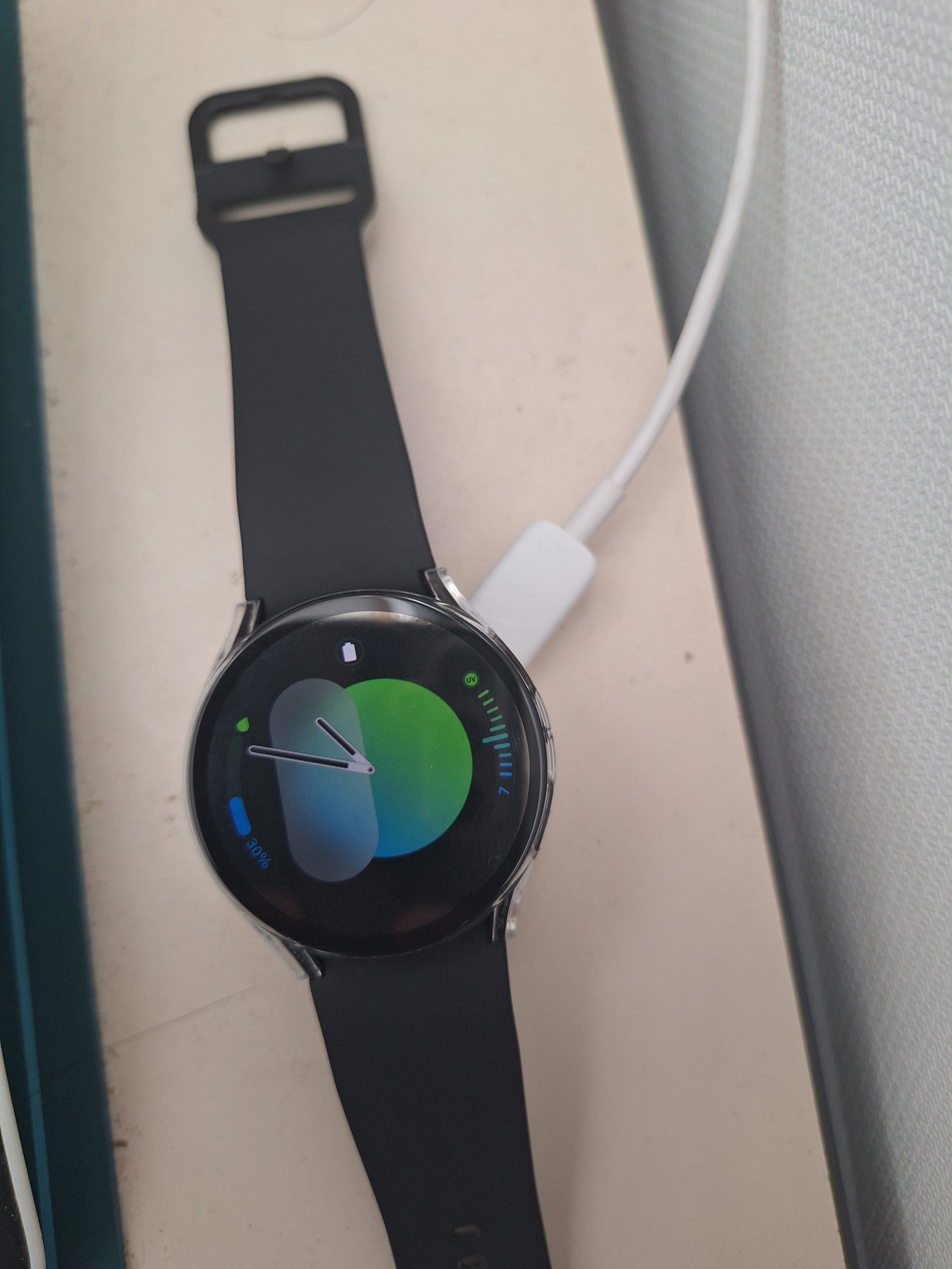 충전중에도 AOD 작동 - Samsung Members