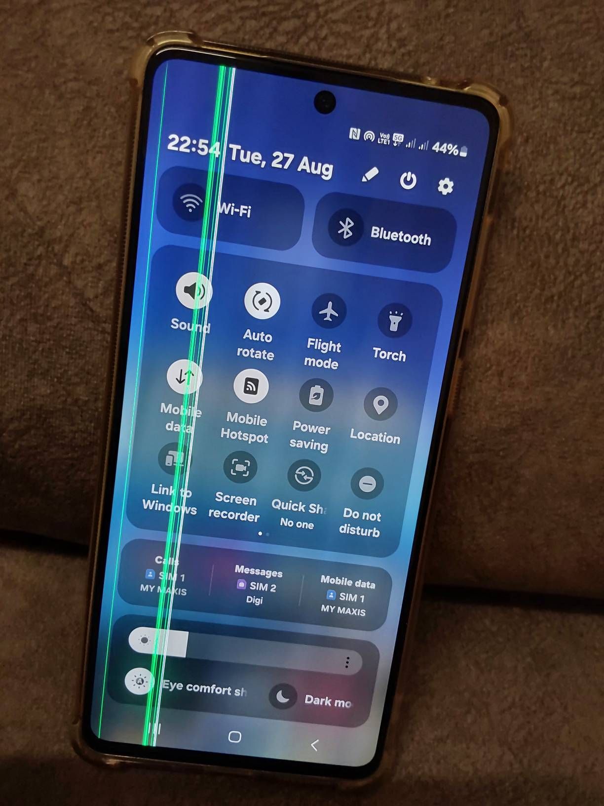 Multiple Green lines on phone screen. - Samsung Members