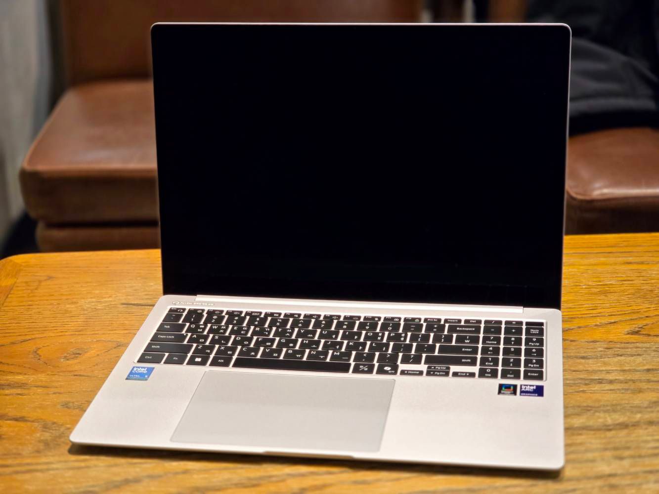 [후기] 새해 첫 지름, 갤럭시 북5 프로 실버 언박싱 - Samsung Members