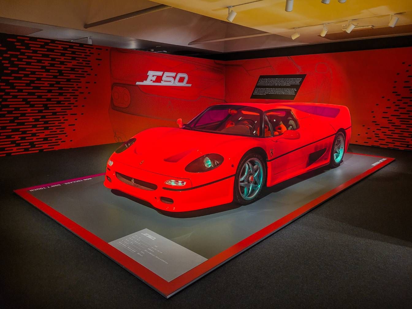 Ferrari F50 Museu Ferrari, Maranello. - Samsung Members