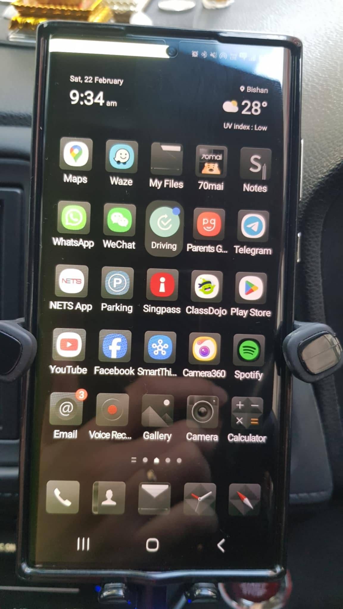 S22 Ultra white line issue and 120hz refresh rate ... - Samsung Members