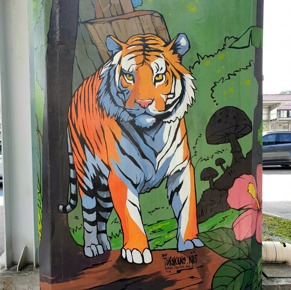 SS15 LRT Station "Tiger Mural" - Samsung Members